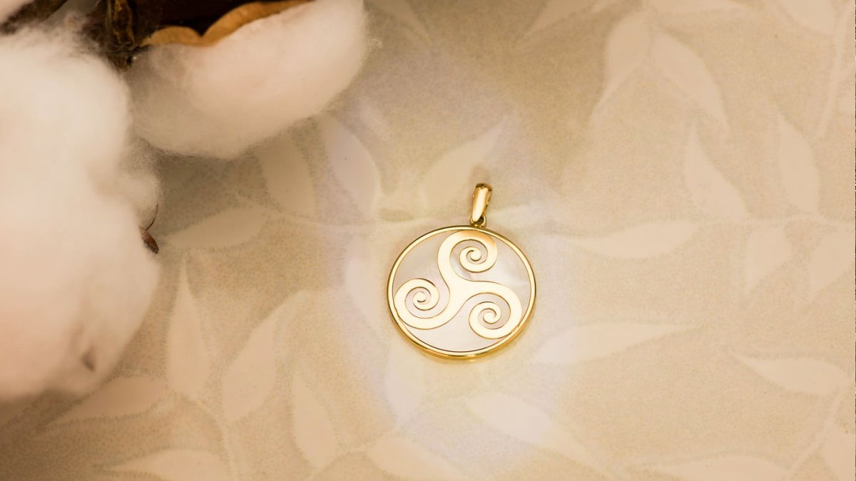 Quelle est la signification du Triskel ? - Tout savoir sur ce symbole breton